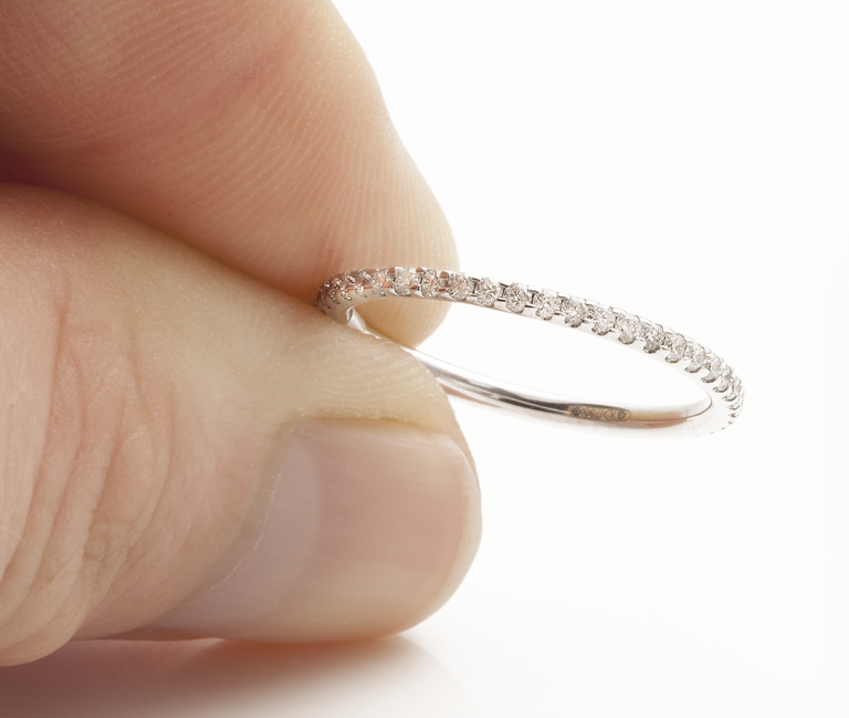 10 Top Tips for Eternity Rings
