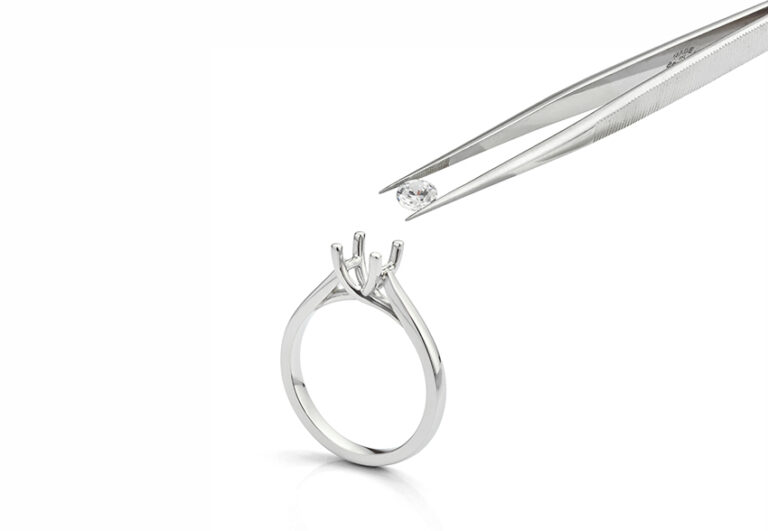 Replacing Missing Diamonds from Rings and Jewellery