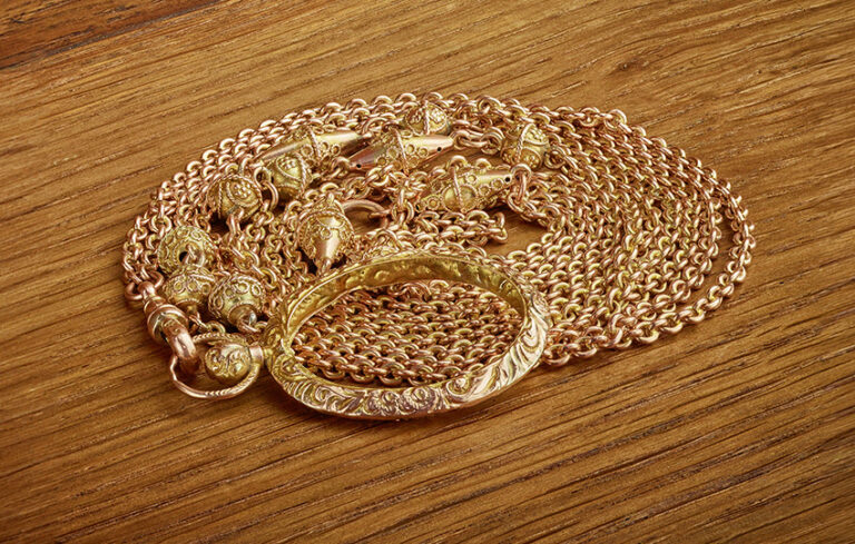 800 Gold Stamp - A Guide for Antique Gold Jewellery Buyers