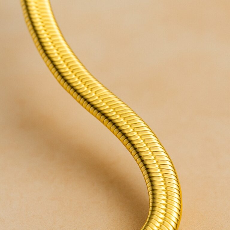 A Guide to Jewellery Chains: From Snake to Foxtail